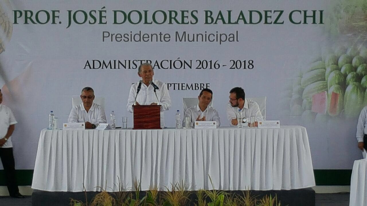 Asiste el Gobernador Carlos Joaquín a la toma de protesta de José ...