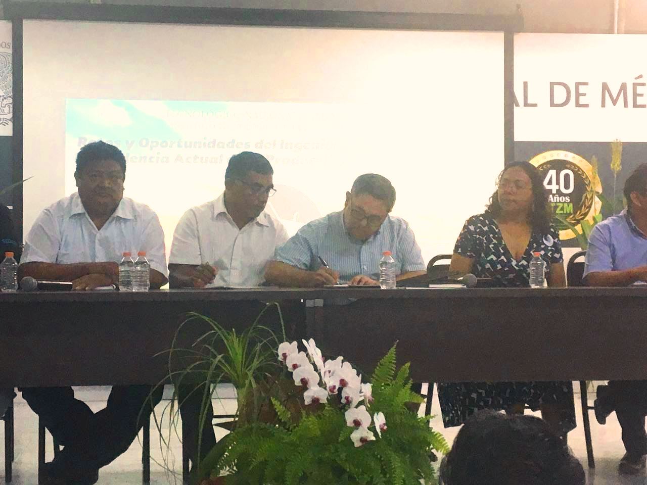 Firma convenio el Tecnológico de la Zona Maya con la Sedaru para que ...